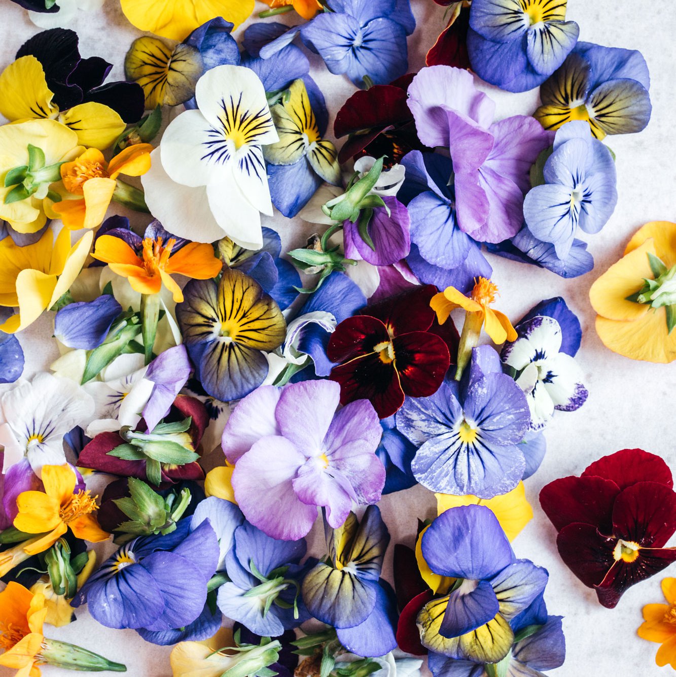 Pretty little things - Spinneys UAE