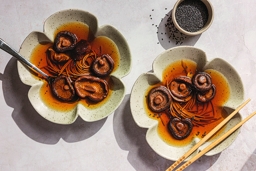 Chilled shiitake mushroom soba recipe - Spinneys United Arab Emirates