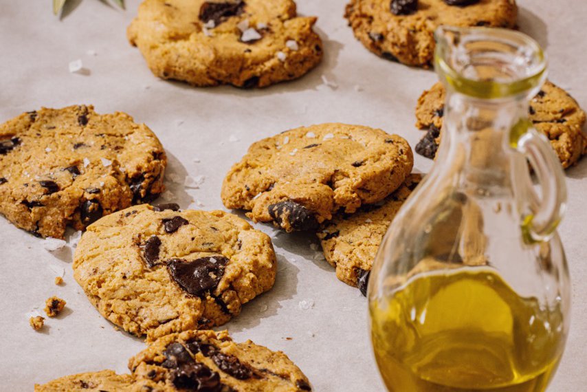 Olive oil chocolate chunk cookies recipe - Spinneys UAE