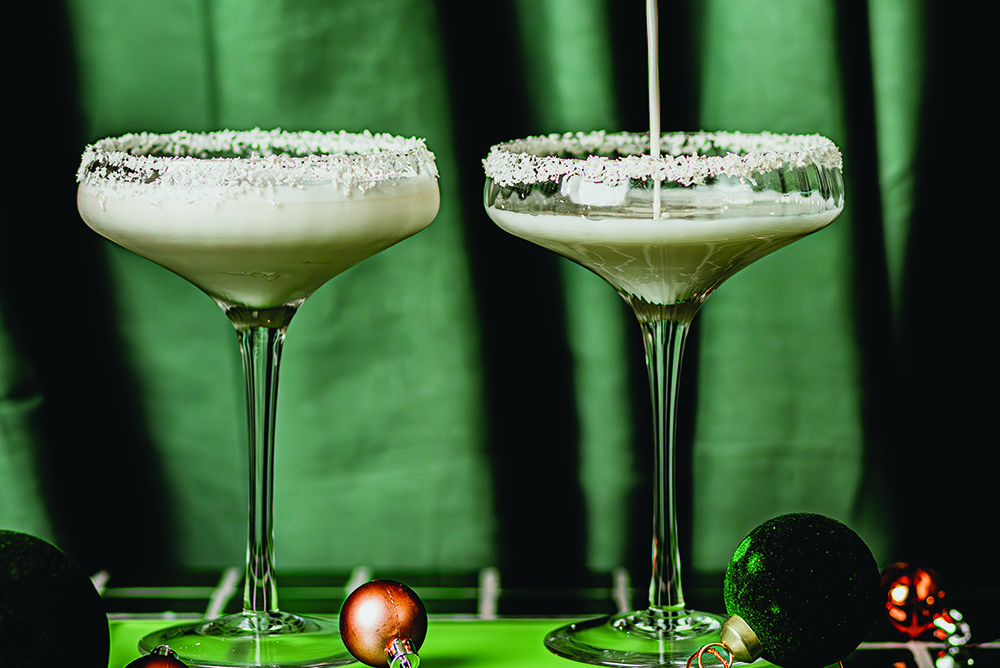 Pineapple coconut snow on the beach recipe - Spinneys United Arab Emirates