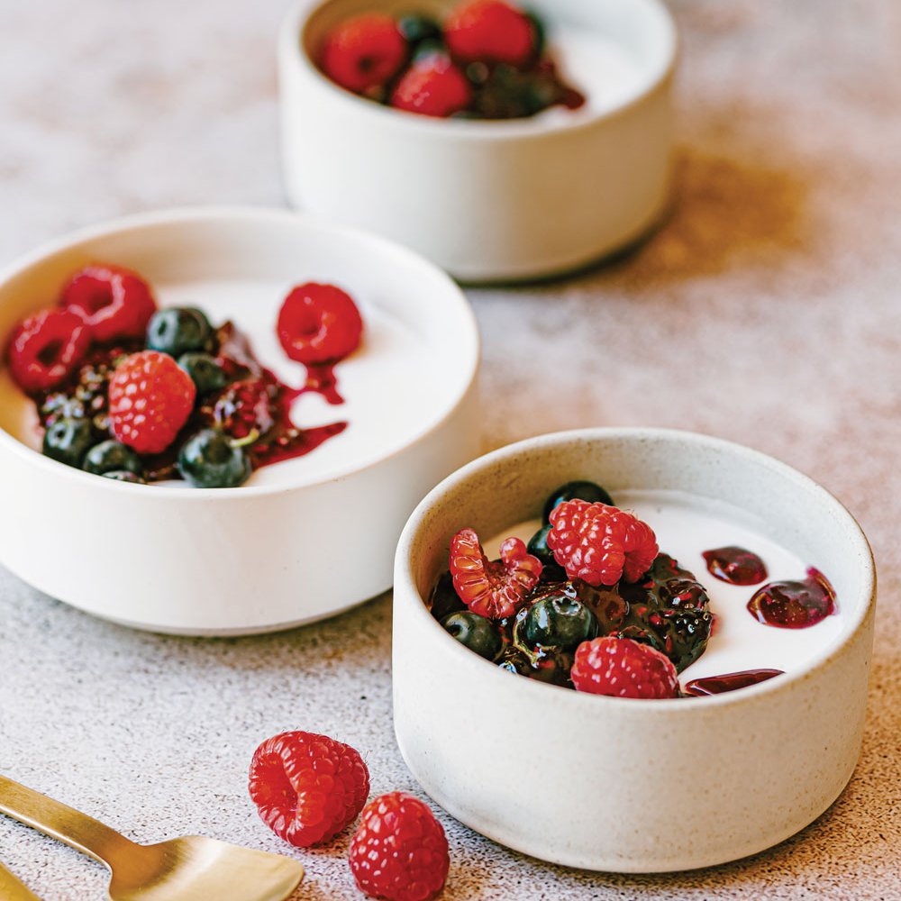 Coconut malabi with stewed berries recipe - Spinneys UAE