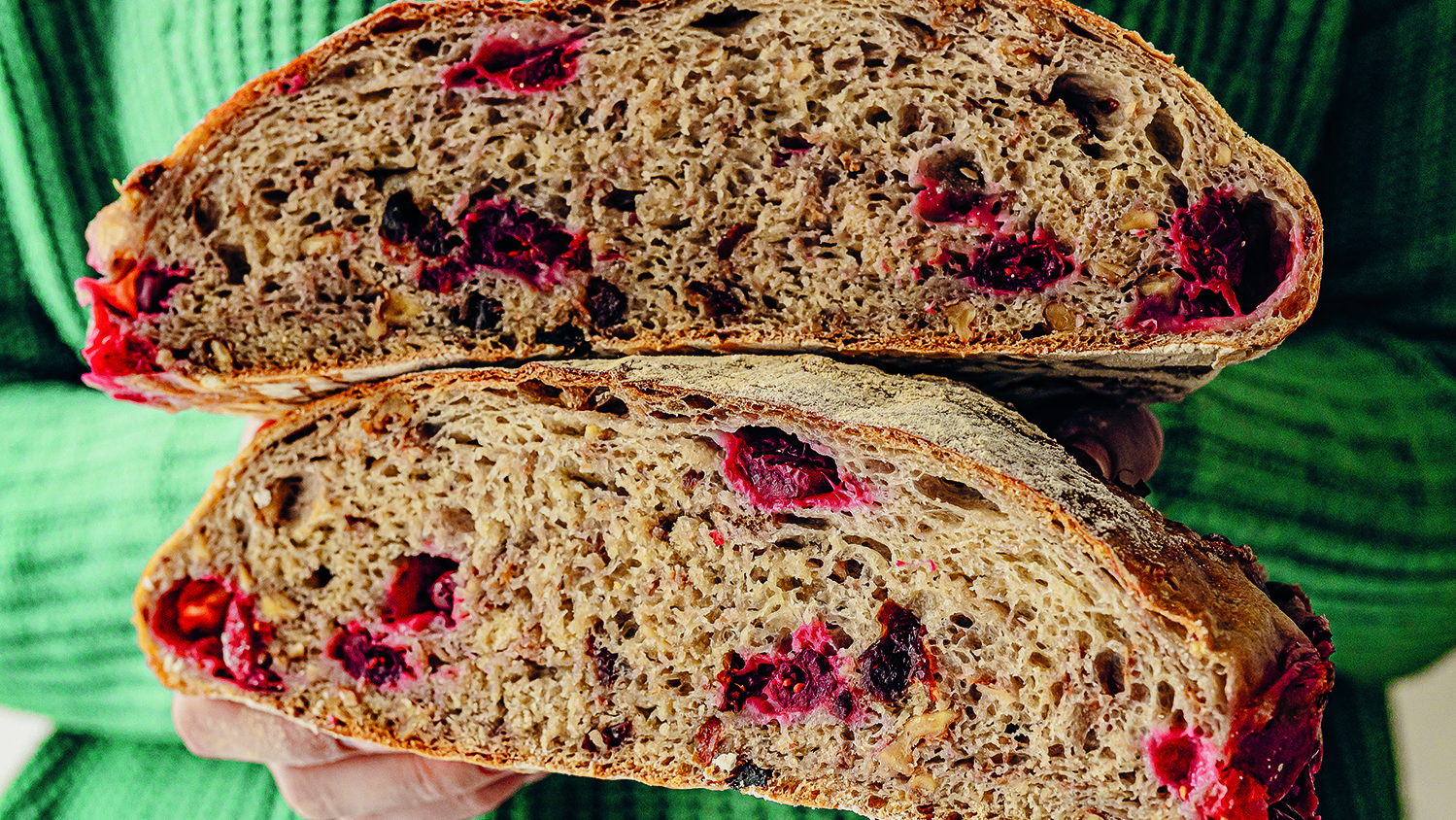 No-knead cranberry walnut bread recipe - Spinneys UAE