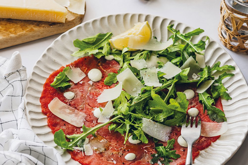 Beef carpaccio with Parmigiano Reggiano and smoky aioli recipe ...