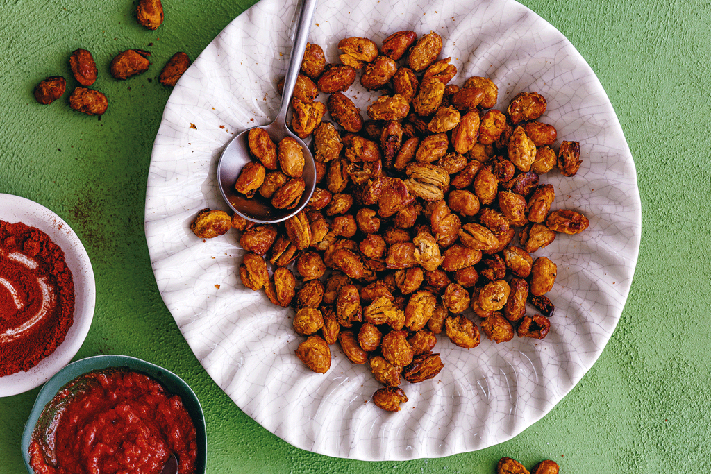 Harissa-roasted crispy butter beans recipe - Spinneys United Arab Emirates