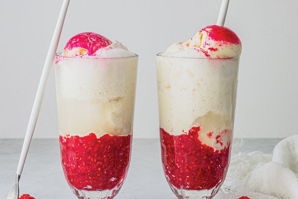 Raspberry root beer floats recipe - Spinneys UAE
