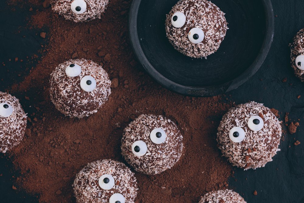 Spooky milo fudge balls recipe - Spinneys الإمارات العربية المتحدة