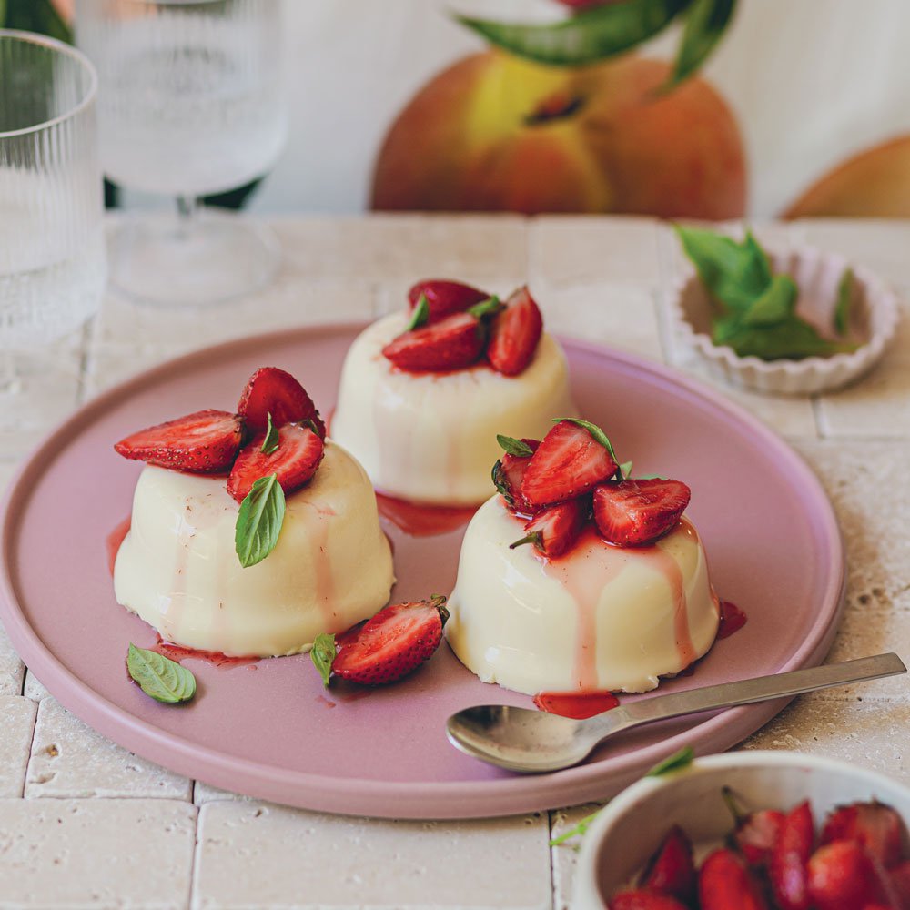 Strawberry and basil panna cotta recipe - Spinneys UAE