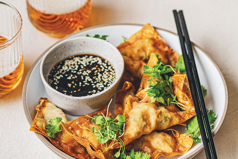 Chicken and vegetable crispy wontons recipe - Spinneys UAE