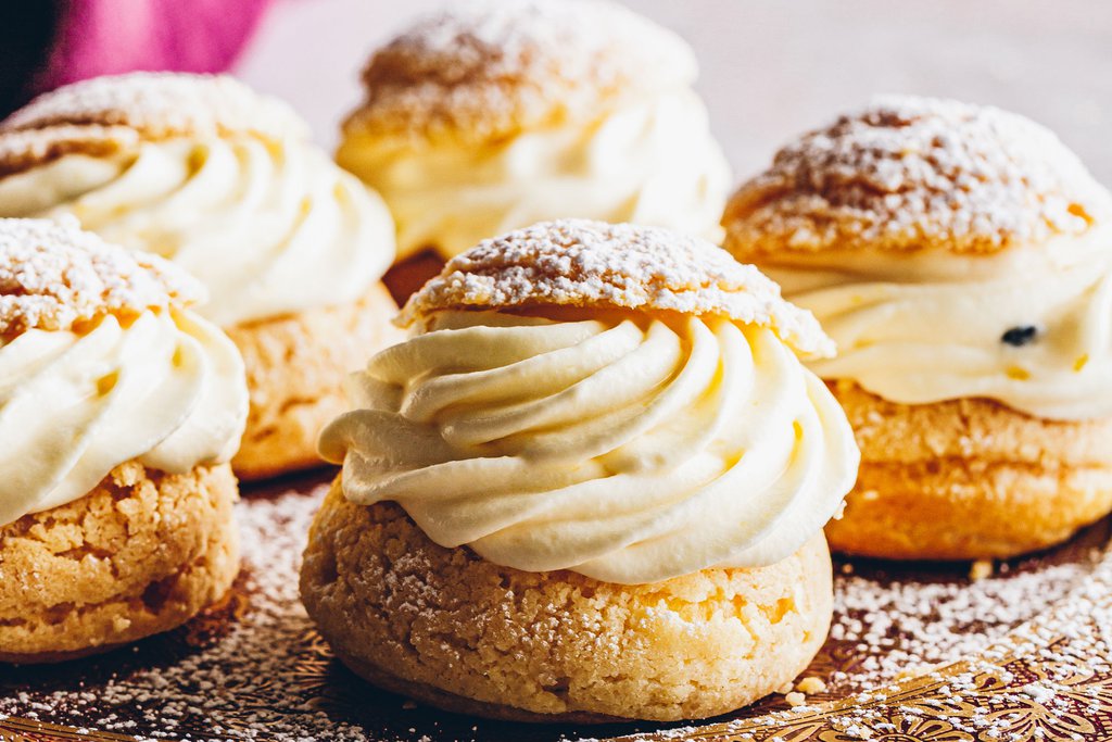 Mango and passion fruit choux recipe - Spinneys UAE