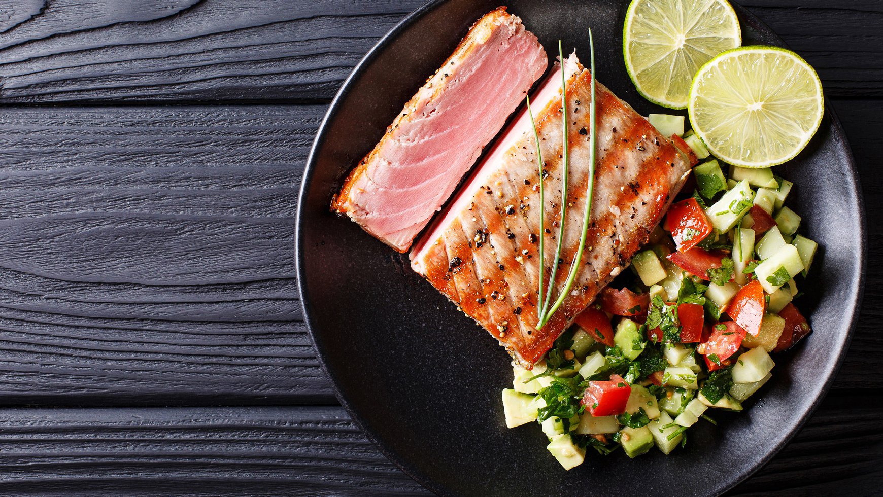 Japanese-style sesame seared tuna recipe